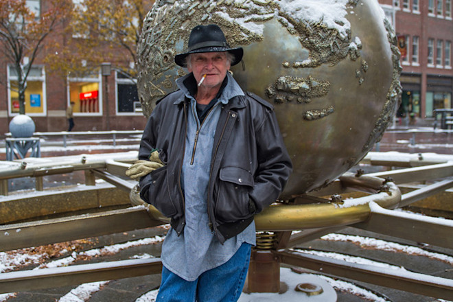 Creating Art from Microbes and Molecules | Discover Magazine