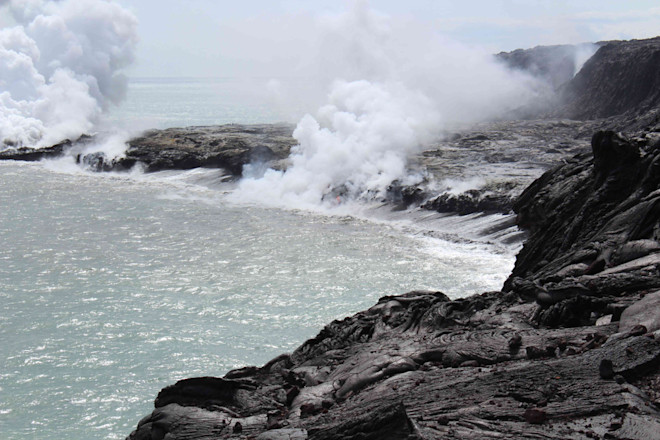 An Underwater Volcano Off of Oregon Coast May Erupt by End of 2025 ...