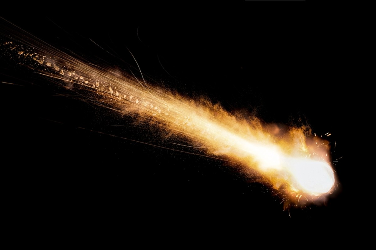 Carbon-Rich Meteorites Lose Their Shock Value After Exploding On Impact ...