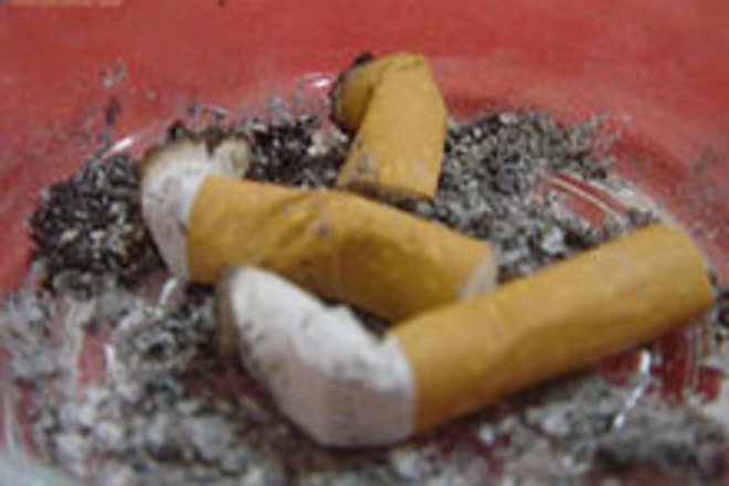 Electronic Cigarettes Not a Safe Alternative to Conventional Cigs ...