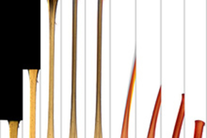 Fantastic Plastic Changes Color When It's Stretched to the Breaking ...