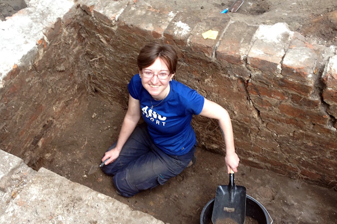 An Archeologist's Tale of Finding a Barrow | Discover Magazine