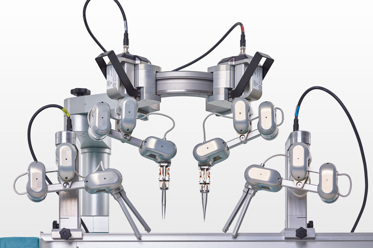 A Robot Assists With 'Supermicrosurgery' For the First Time | Discover ...