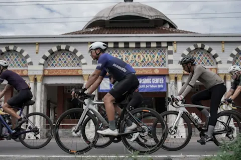 The Science Behind Bicycle Helmets Protecting Cyclists | Discover Magazine