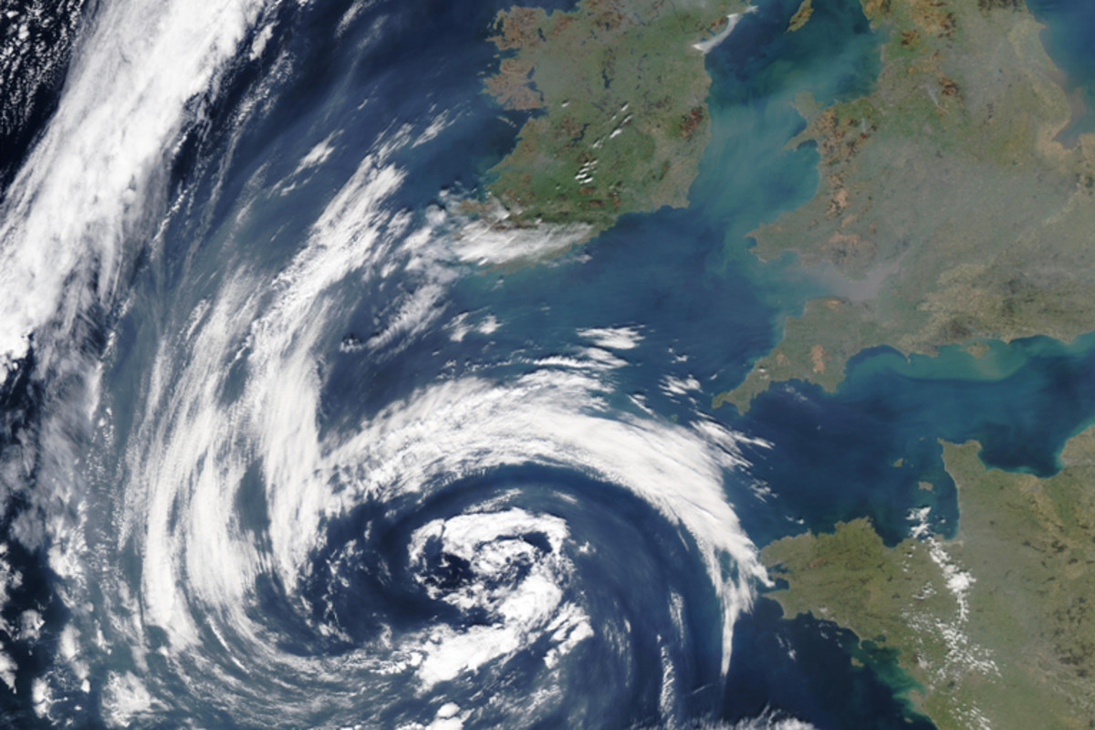 Some Ex-Hurricanes Can Travel Across The Atlantic To Europe | Discover ...