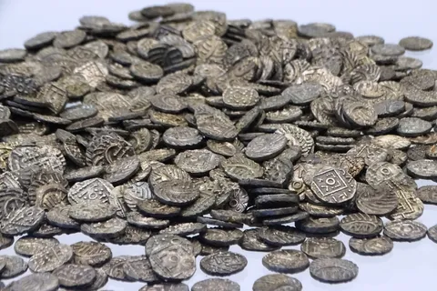 Viking Silver Hoard Reveals How Silver Coins From the Middle East Ended ...