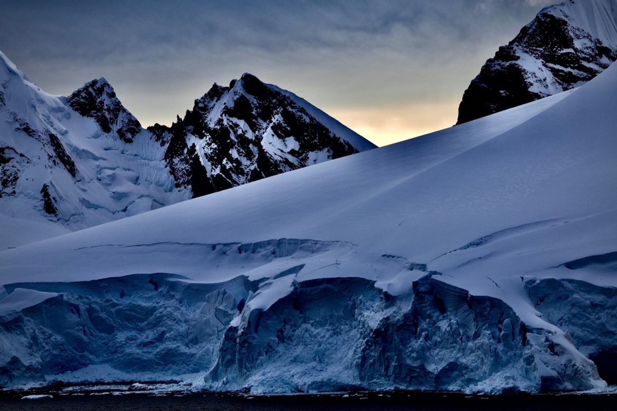 Antarctica’s Ice Sheet Shrouds a Vast Landscape of Alpine Valleys and ...