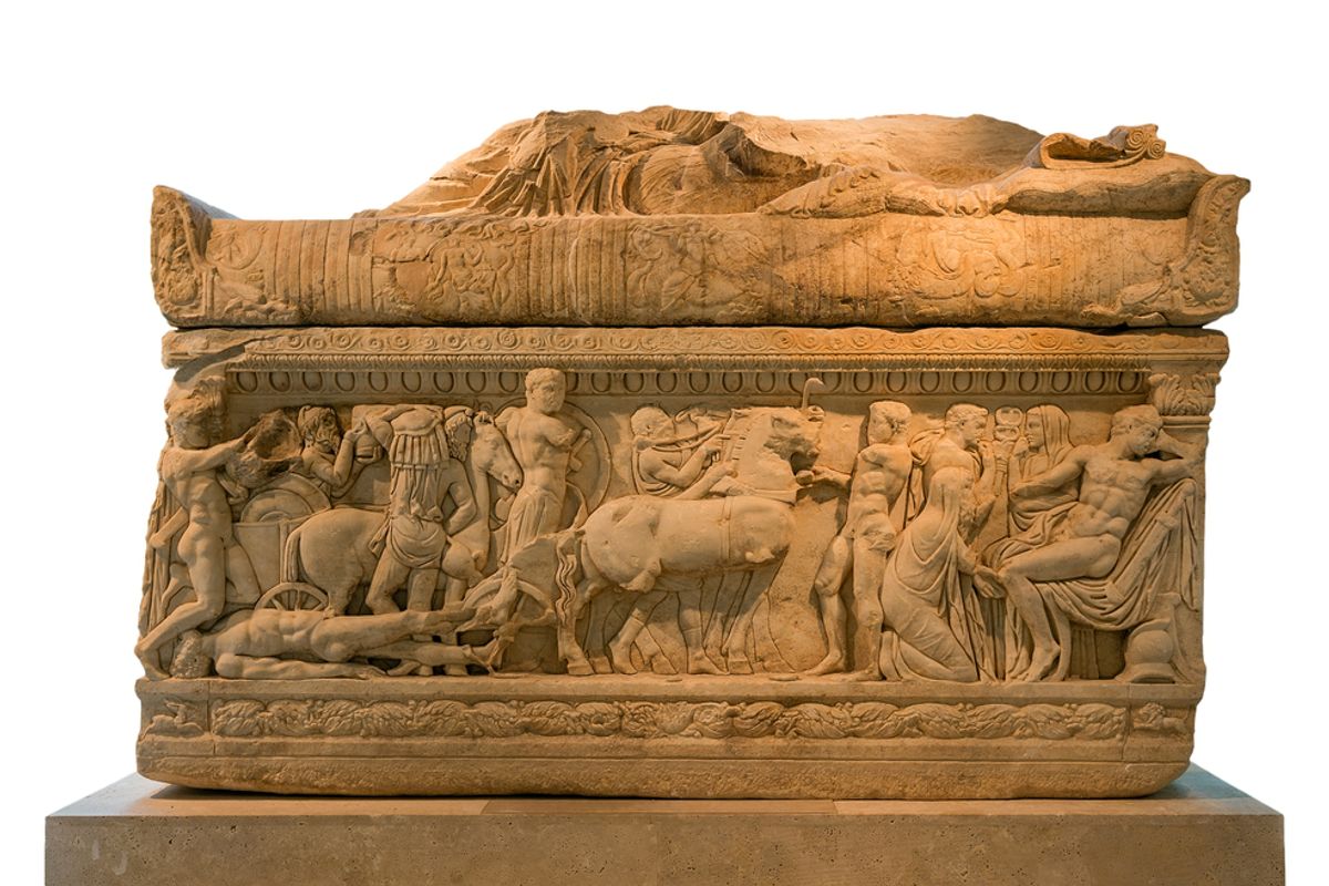 Fragments of Homer’s Iliad Found Buried with Roman-Era Mummy | Discover ...