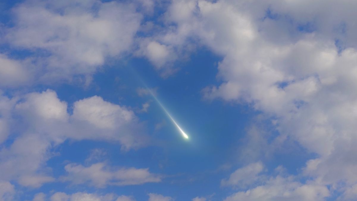 Meteor Over New England Triggers Boom Equal to 300 Tons of TNT ...
