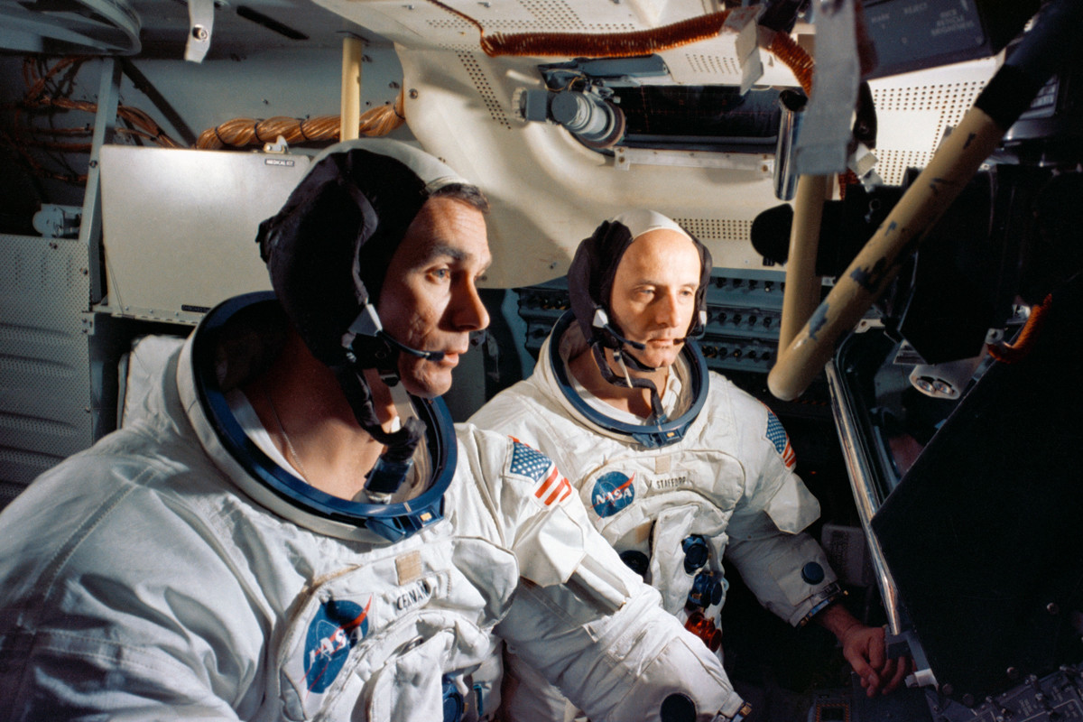 Why Apollo Had a Flammable Pure Oxygen Environment | Discover Magazine